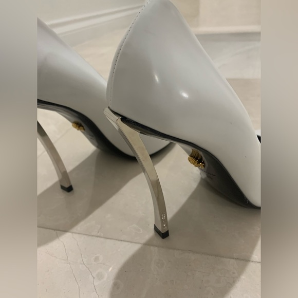 Versace | Shoes | Versace Curved Heel Pointed Toe Pump Shoes 38 | Poshmark